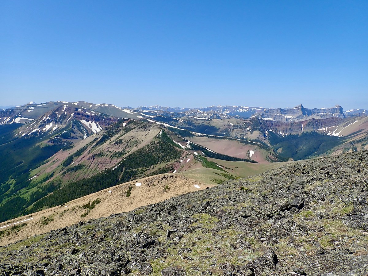 Pincher Ridge – Hiking With Par